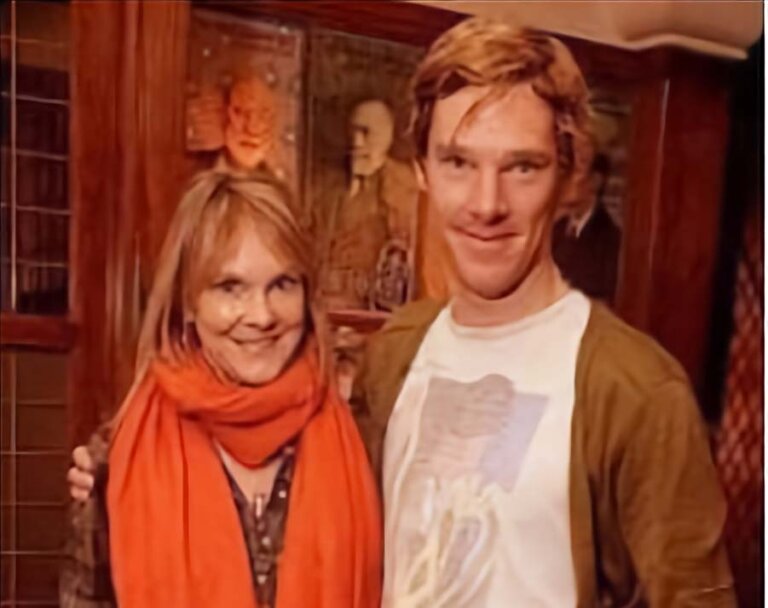 Benedict Cumberbatch Pays Tribute To Sister "Tracey Peacock", Who Died Of Cancer - TheRecentTimes