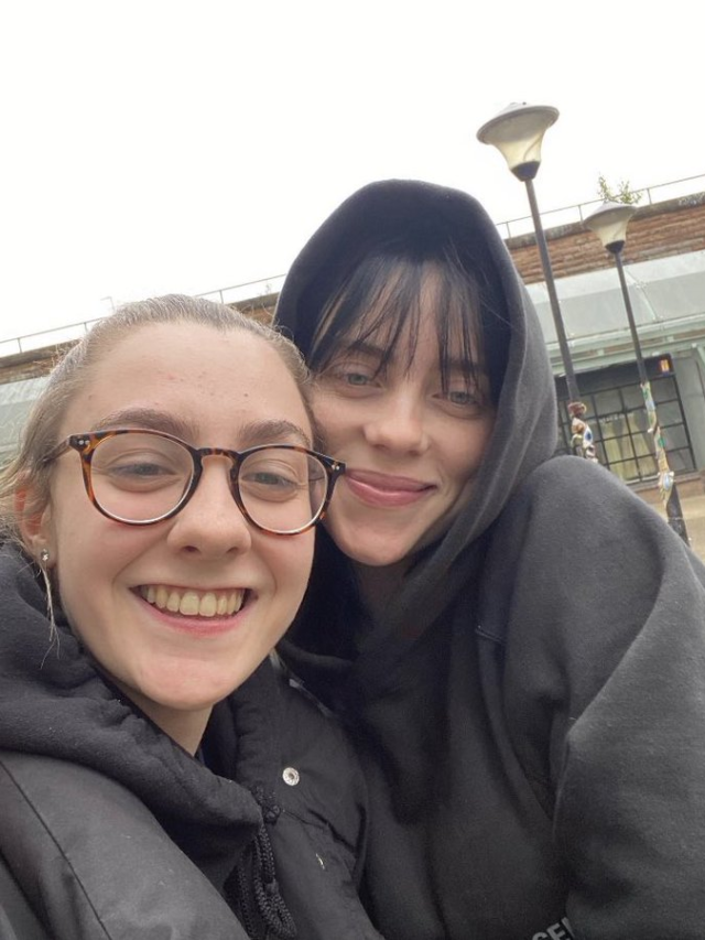 Billie Eilish Spotted At Glasgow Vegan Eatery As She Poses For Snaps